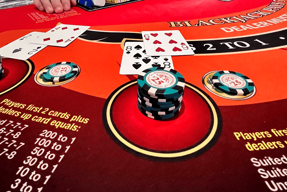Table Games - Robinson Rancheria Resort & Casino